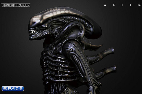 1/3 Scale Giger's Alien Statue (Alien)