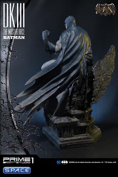 1/3 Scale Batman Deluxe Version Museum Masterline Statue (Dark Knight ...