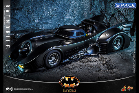 1/6 Scale Batmobile Movie Masterpiece MMS694 (Batman)
