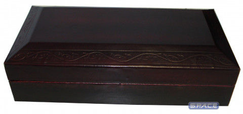 Razor Prop Replica in Wood Box (Sweeney Todd)