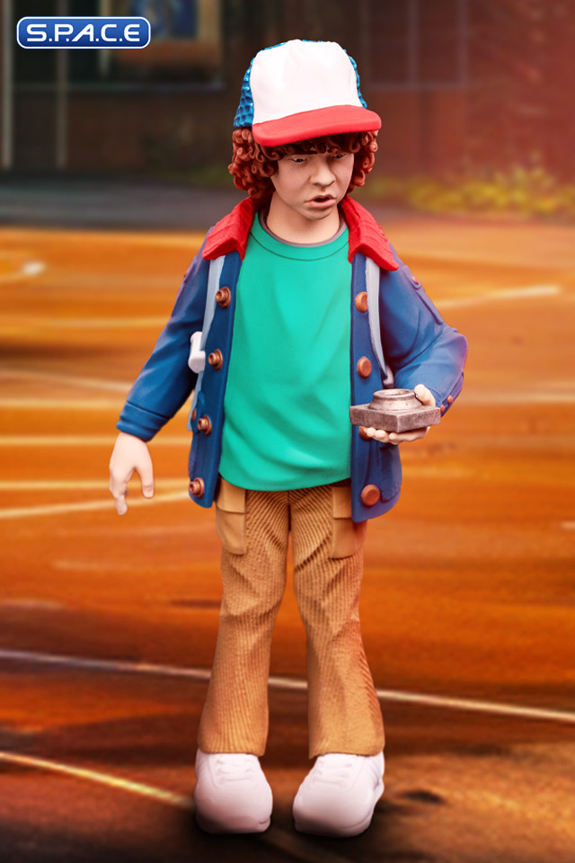 Dustin the Pathfinder Mini Epics Vinyl Figure (Stranger Things)