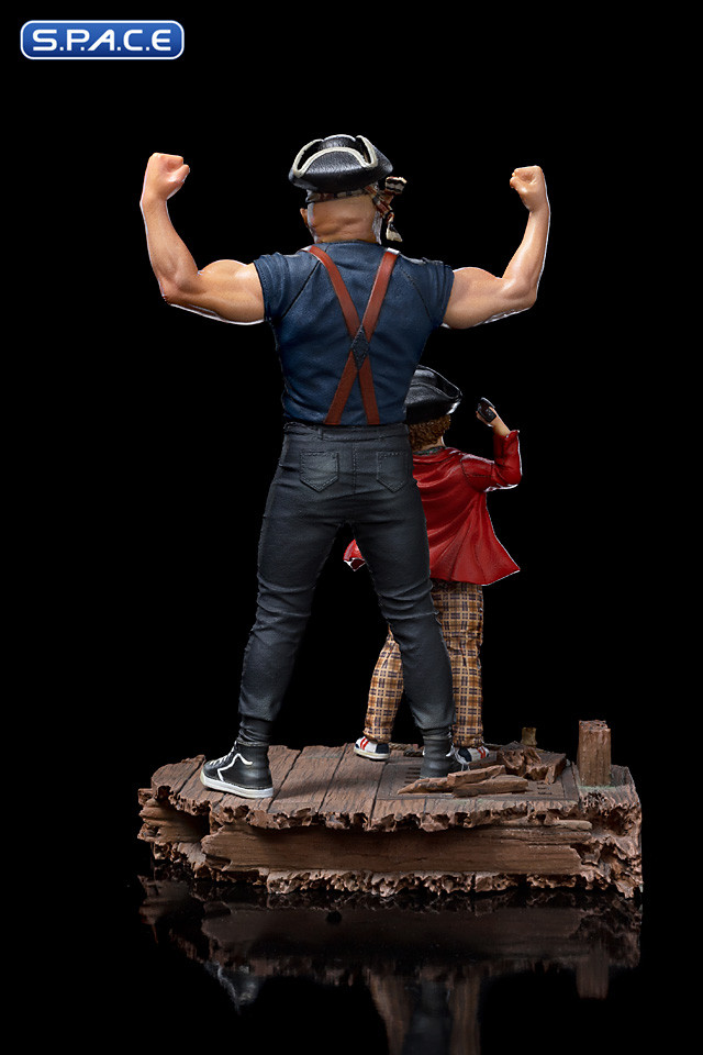 1/10 Scale Sloth & Chunk Art Scale Statue (The Goonies) 1/10 Scale Sloth & Chunk Art Scale Statue (The Goonies)