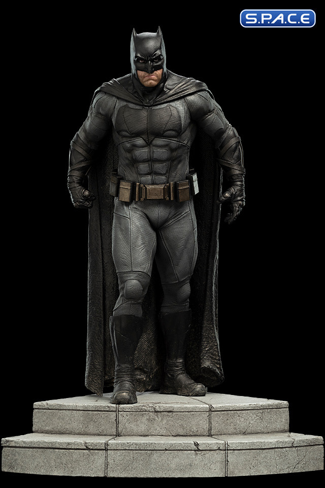 Batman Statue (Zack Snyder's Justice League)