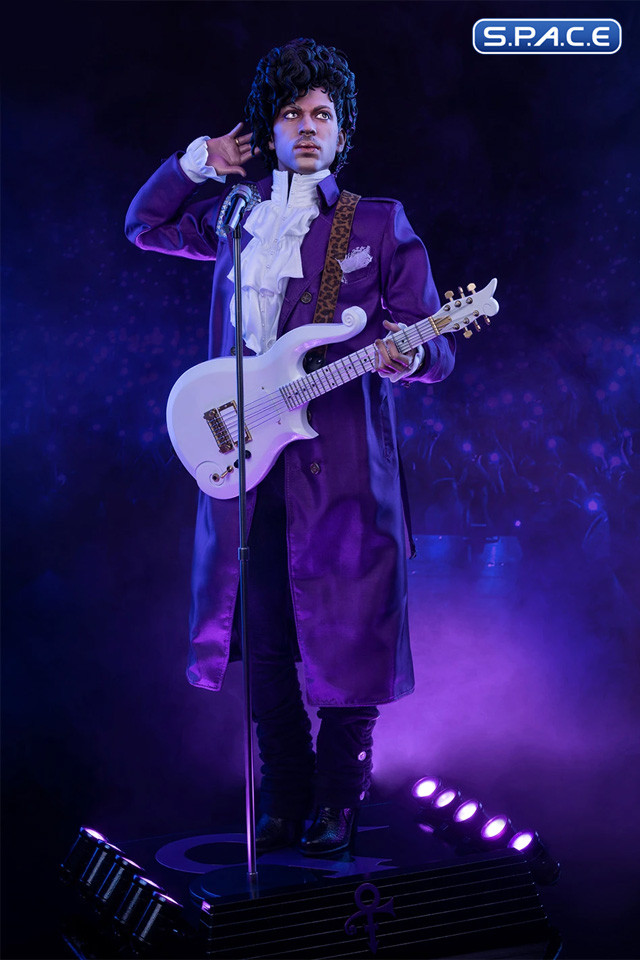 1/3 Scale Prince Statue - Deluxe Version