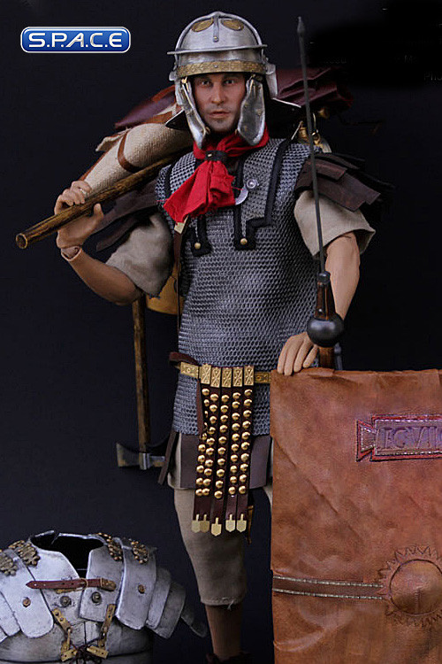 1/6 Scale Tiberius Claudius Maximus - Legionary with marching pack ...